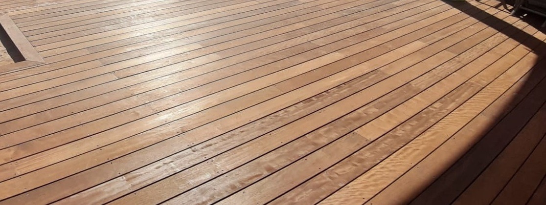 Terrasse en Itauba : Bois exotique stable et durable | Azur Bois Concept